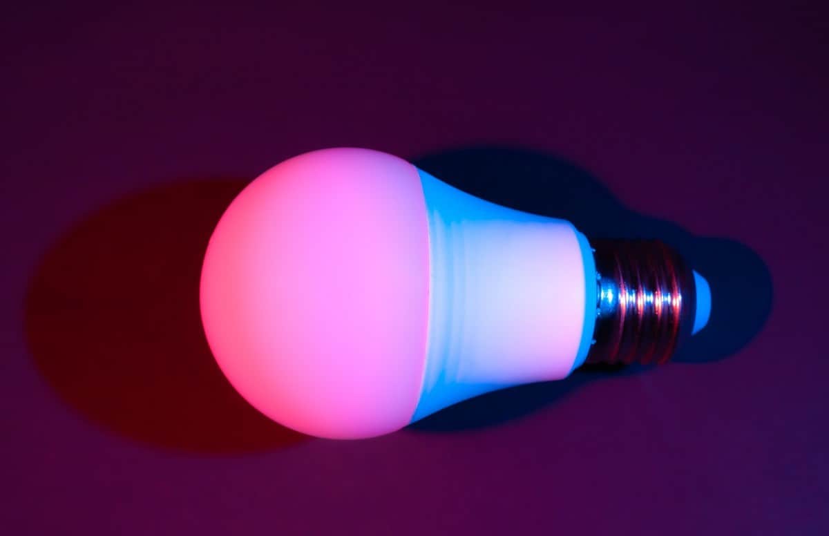 How To Change the Wi-Fi Network on a Smart Bulb – The One Tech Stop