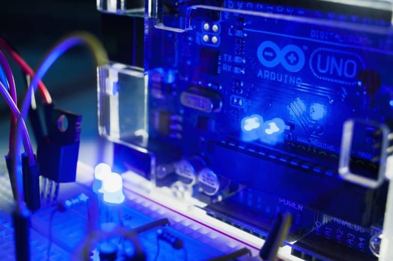 Ultimate Guide to Home Automation With an Arduino – The One Tech Stop